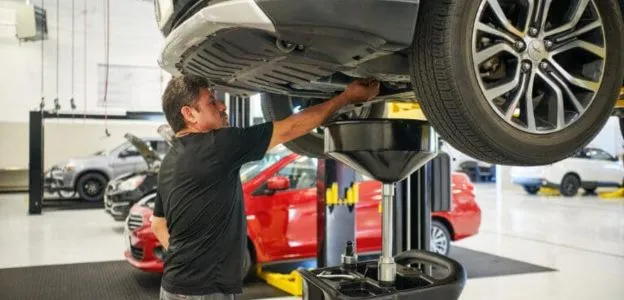 Car Maintenance Guide: Tips for Longevity and Performance